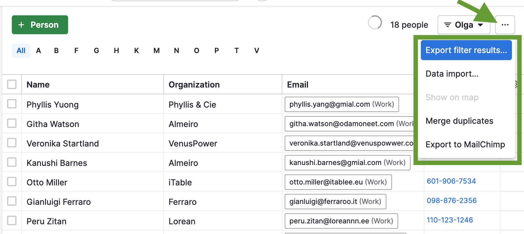 How to Combine Data from Different Sources in Reports